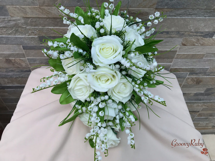 Fresh Look Ivory Roses With Lily of the Valley *Special Edition ...