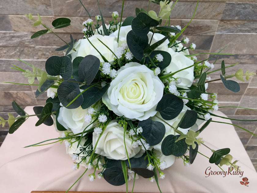 Fresh Look Ivory Roses With Eucalyptus *Special Edition* – GroovyRuby Ltd